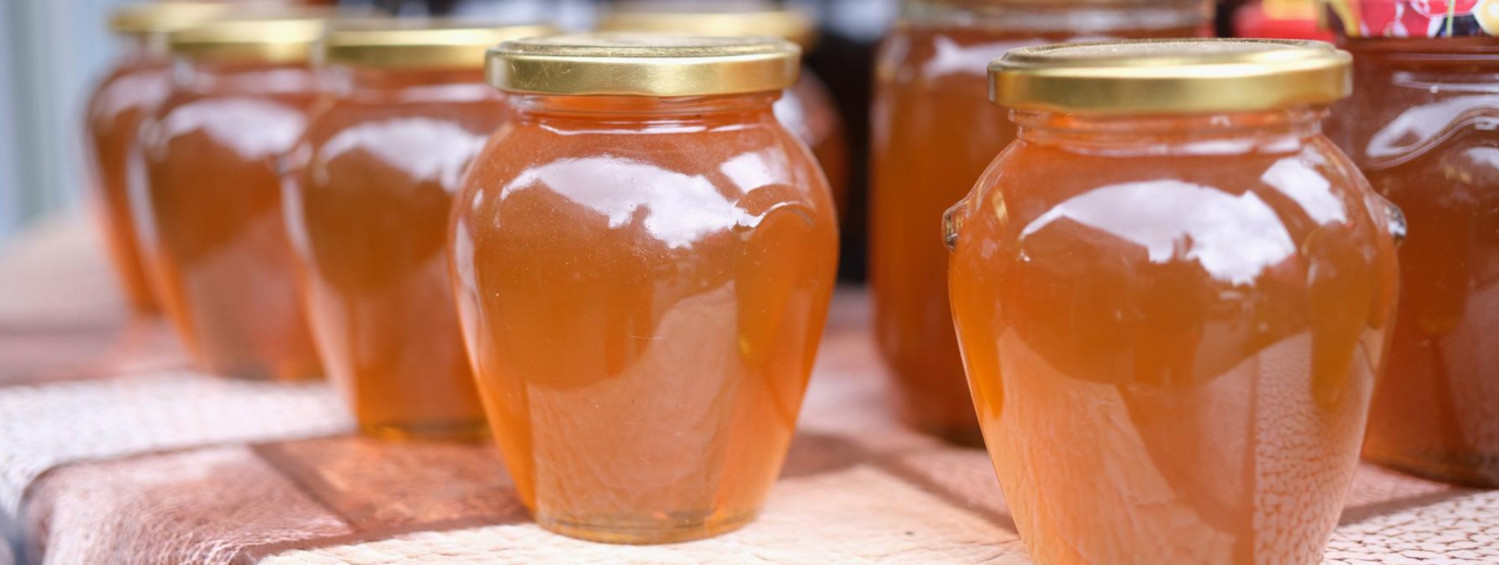 Orcio Jars: A Blend of Italian Tradition and Modern Elegance in Home Decor